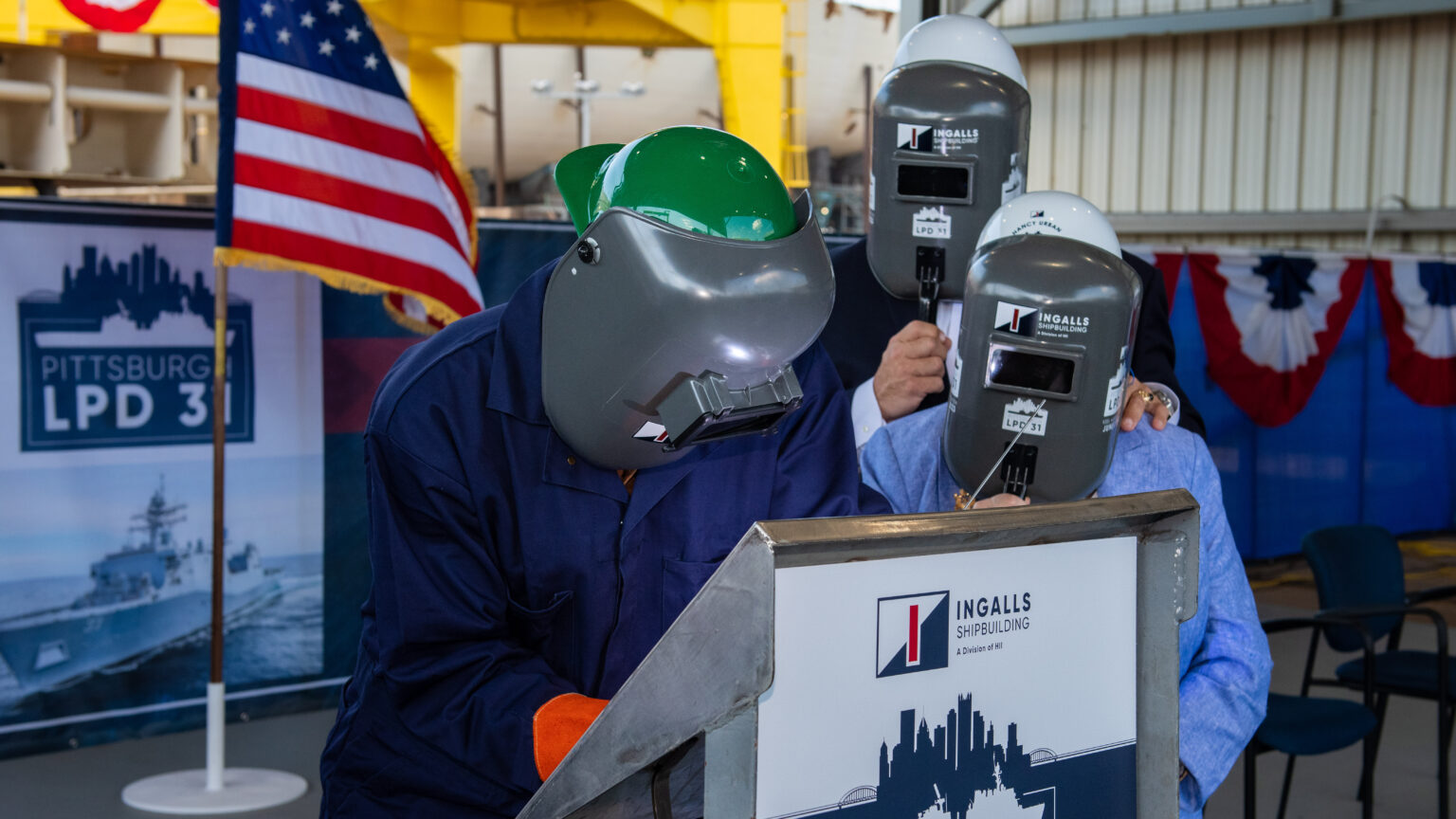 Keel of Pittsburgh (LPD 31) Authenticated at HII’s Ingalls Shipbuilding ...