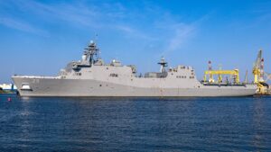 Amphibious Transport Dock Richard M. McCool, Jr. (LPD 29) Sails Away ...